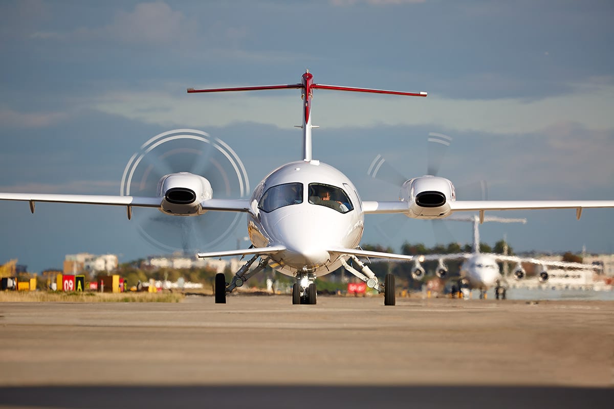 The Piaggio Avanti EVO light private jets - Jet Rose