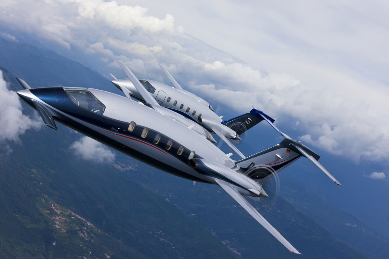 Charter Piaggio Avanti Evo II light private jets - Jet Rose